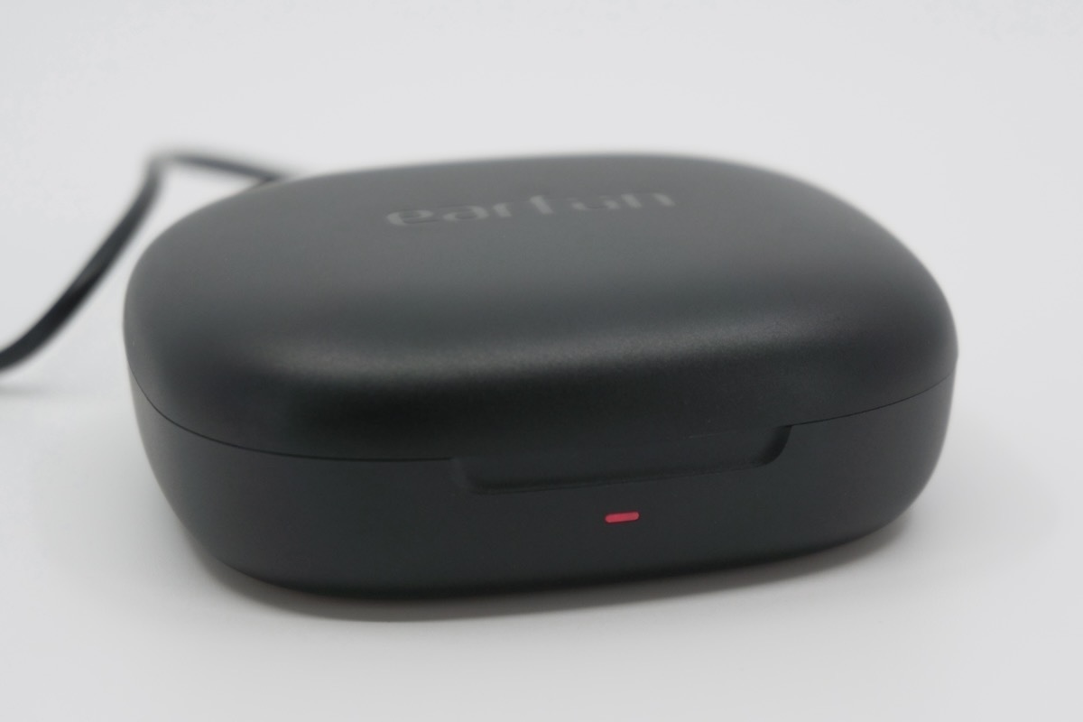 EarFun OpenJump レビュー｜快適な装着感が魅力の最新イヤホンを iPhone & Mac でチェック！お得に購入できるクーポンの使い方も解説 | コスパの良いガジェットが好きだぁ